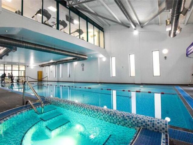 2 bedroom flat for sale in Westmount Apartment, Watford, WD18