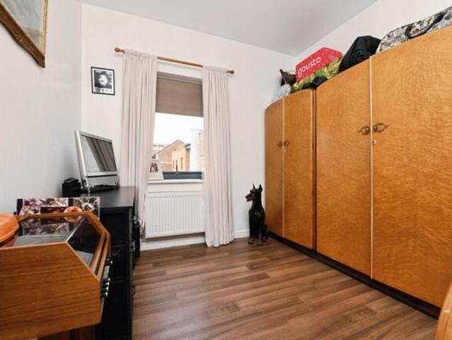 2 bedroom flat for sale in Westwell, 44 West Street, Southend On Sea, Essex, SS2