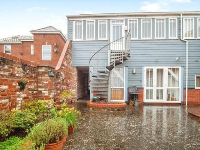 2 Bedroom Flat For Sale In Weymouth