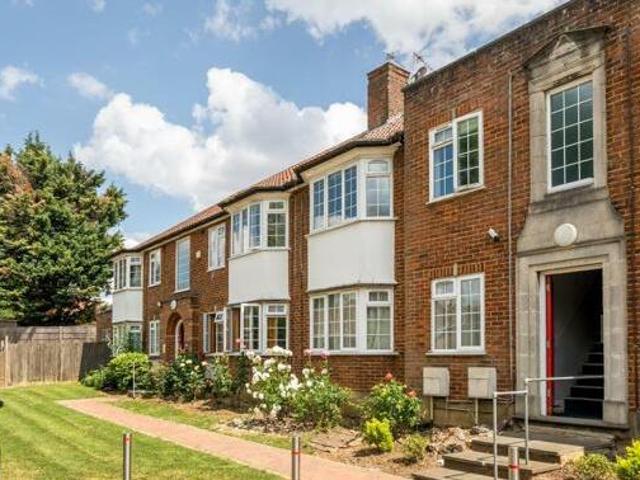 2 Bedroom Flat For Sale In Whetstone