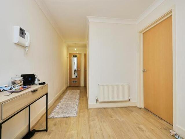 2 bedroom flat for sale in Wherry Road, Norwich, NR1