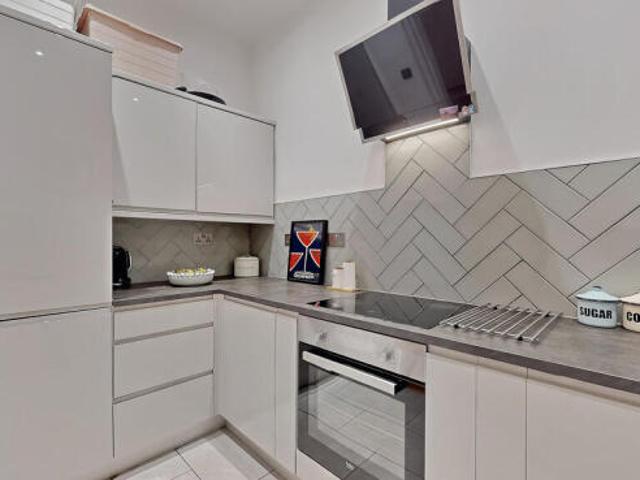 2 bedroom flat for sale in White Street, Partick, G11