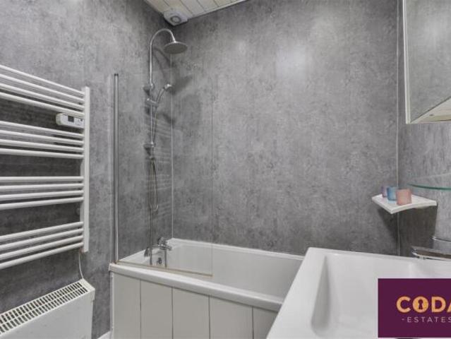 2 bedroom flat for sale in Whitehill Street, Dennistoun, Glasgow, G31