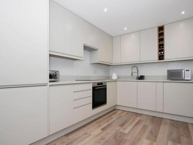 2 bedroom flat for sale in Whistle Road, Mangotsfield, BS16