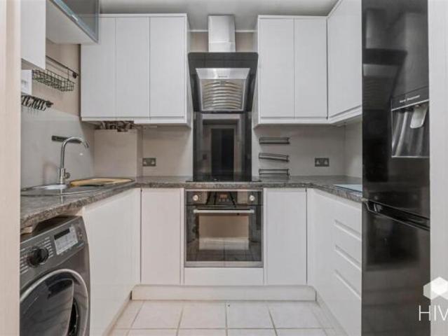 2 bedroom flat for sale in Wimborne Road, Bournemouth, BH9