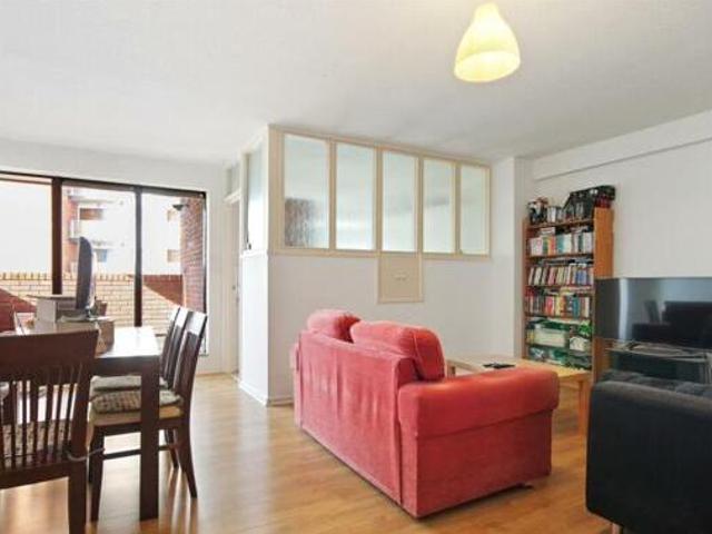 2 Bedroom Flat For Sale In Wimbledon