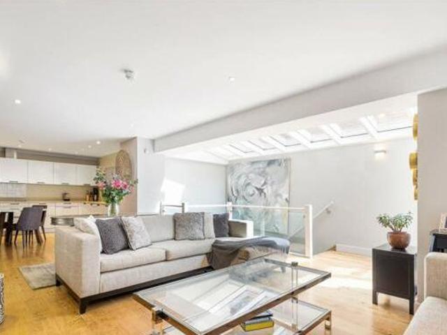 2 Bedroom Flat For Sale In Wimbledon Hill Road