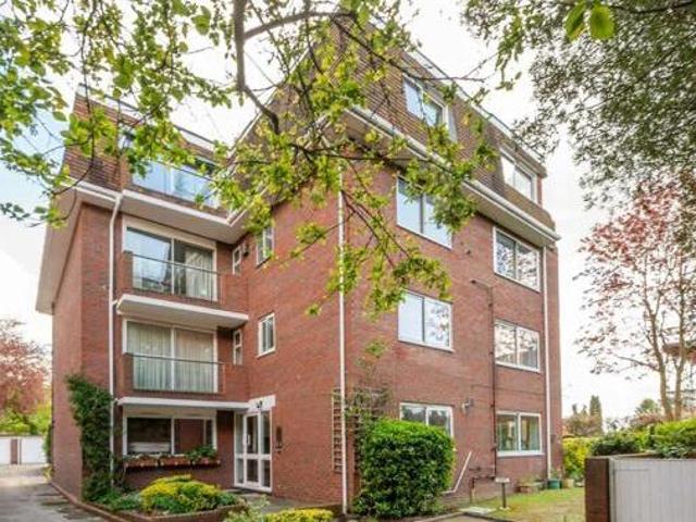 2 Bedroom Flat For Sale In Wimbledon, London