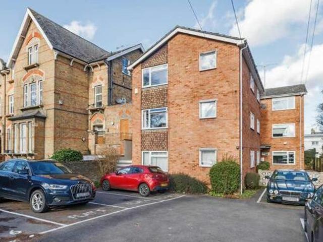 2 Bedroom Flat For Sale In Windsor, Berkshire