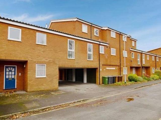 2 bedroom flat for sale in Williamson Street Lincoln LN1