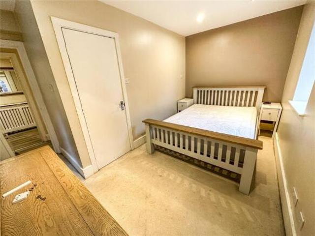 2 bedroom flat for sale in Wilmslow Road, Withington, Greater Manchester, M20