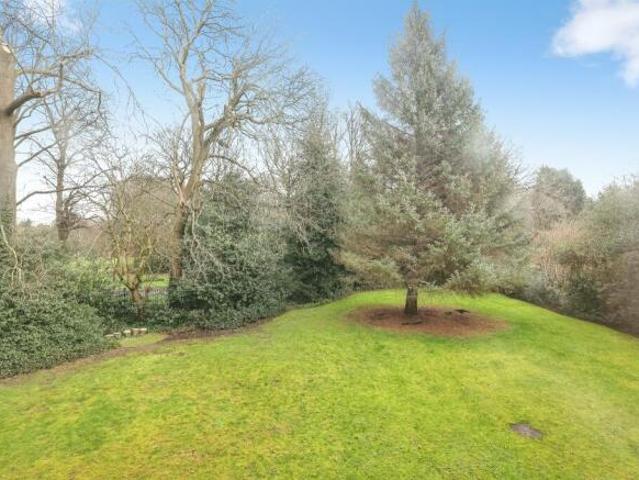 2 bedroom flat for sale in Wood End Road, Birmingham, B24
