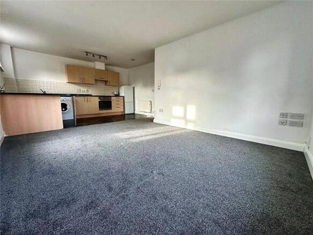 2 bedroom flat for sale in Wood End Road, Birmingham, West Midlands, B24