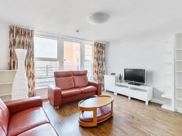 2 Bedroom Flat For Sale In Wood Green, London