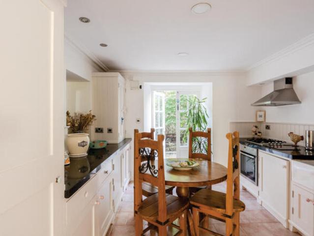 2 bedroom flat for sale in Woodland Terrace, Redland, Bristol, BS6