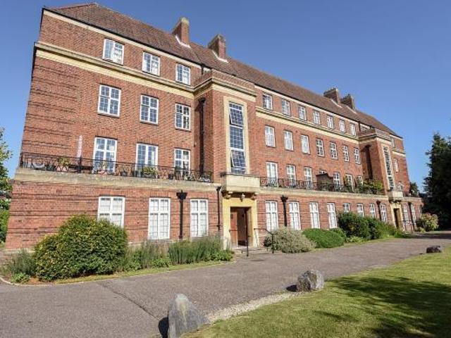 2 bedroom flat for sale in Woodstock Close, Summertown, OX2