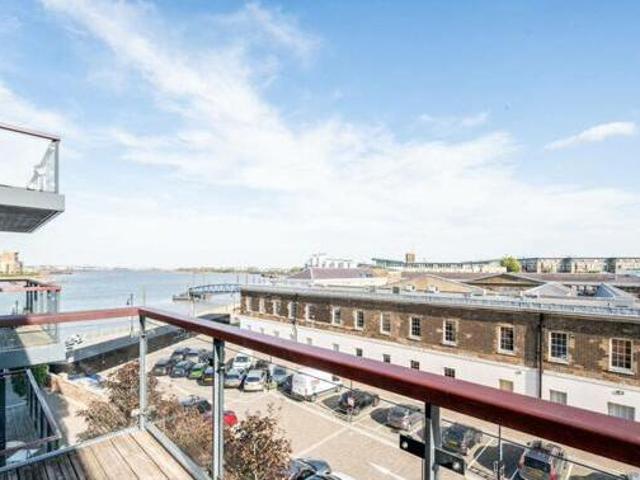 2 Bedroom Flat For Sale In Woolwich Riverside, London