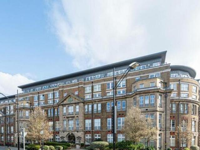 2 Bedroom Flat For Sale In Woolwich Riverside, London