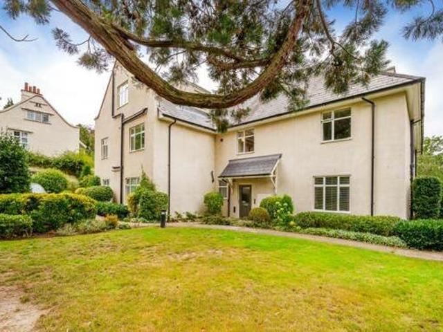 2 Bedroom Flat For Sale In Woking