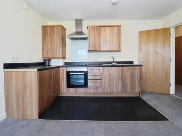 2 bedroom flat for sale in Wyck Beck Road, Bristol, Somerset, BS10