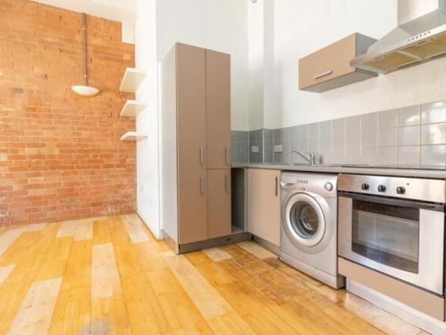 2 bedroom flat for sale in Yeoman Street, Leicester, LE1