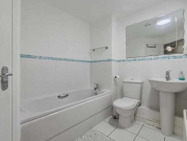 2 bedroom flat for sale in Acorn Gardens, PLYMOUTH, PL7