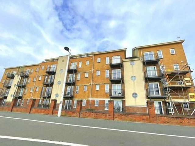 2 Bedroom Flat For Sale In Aberavon, Port Talbot