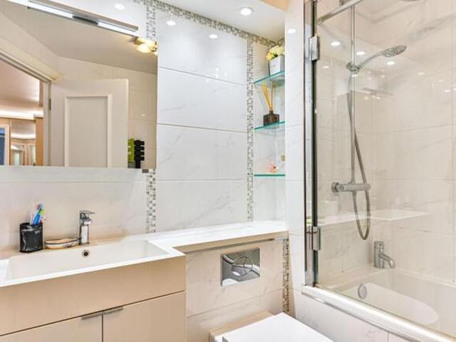 2 bedroom flat for sale in Admiral Walk, Maida Vale, London, W9