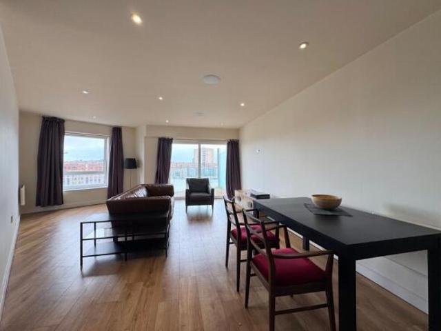 2 bedroom flat for sale in Aerodrome Road, Chapman House, NW9