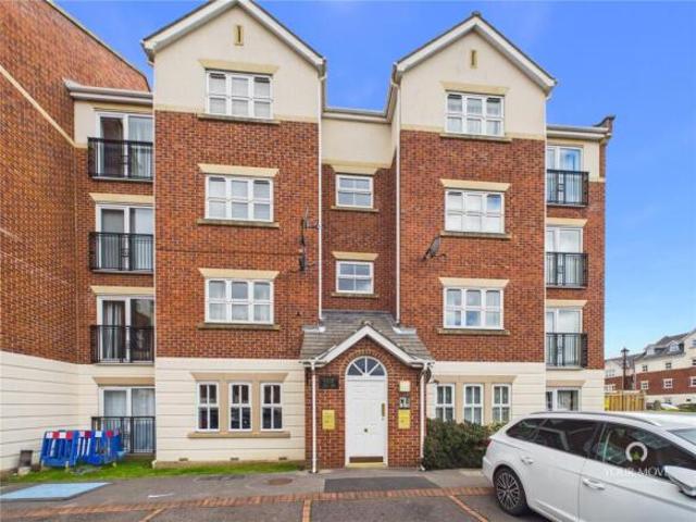 2 bedroom flat for sale in Albert Court, Sunderland, Tyne and Wear, SR2