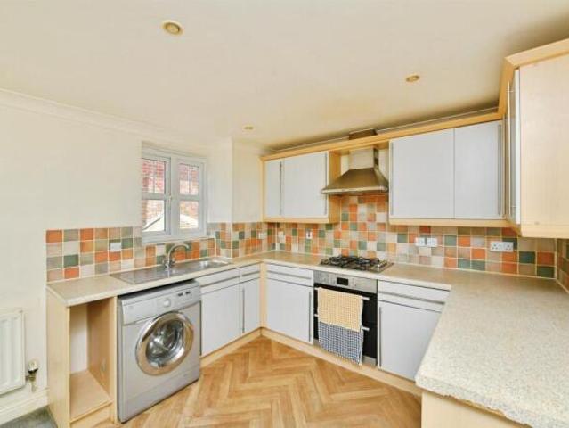 2 bedroom flat for sale in Albert Road, Plymouth, PL2