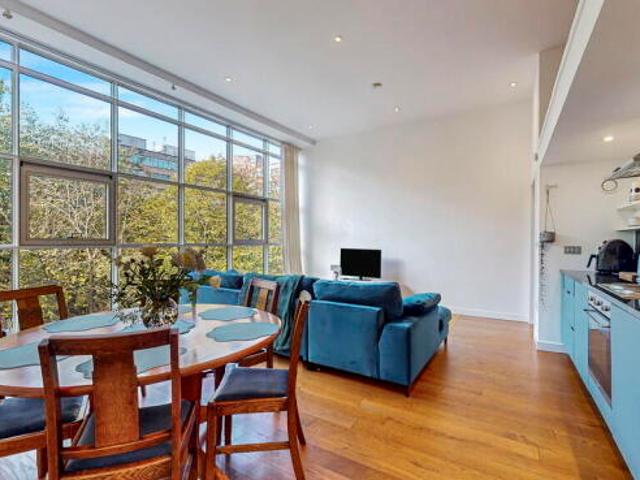 2 bedroom flat for sale in Albion Street, Merchant City, G1