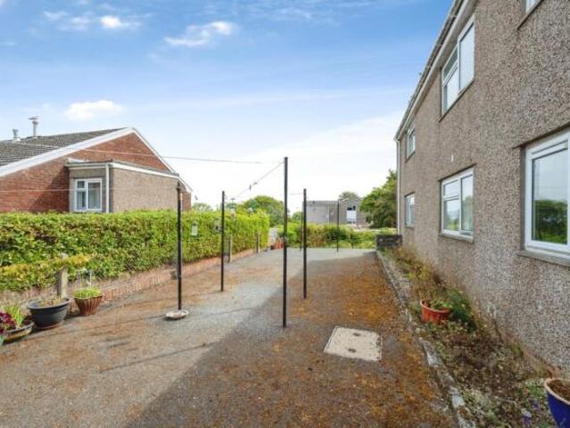 2 bedroom flat for sale in Alder Way, West Cross, Swansea, SA3