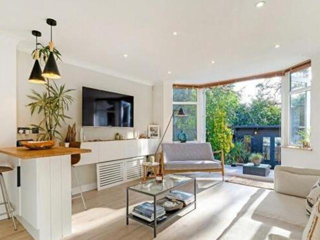 2 Bedroom Flat For Sale In Alum Chine