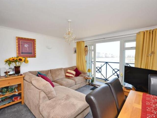 2 bedroom flat for sale in Anguilla Close, Eastbourne, BN23