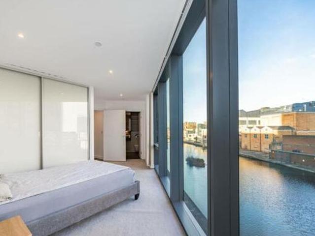 2 Bedroom Flat For Sale In Angel, London