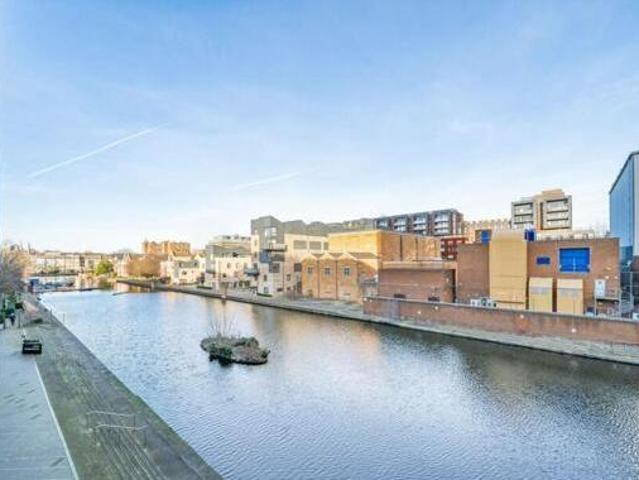 2 Bedroom Flat For Sale In Angel, London