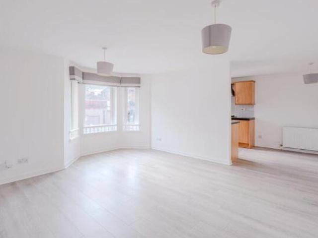 2 bedroom flat for sale in Anwoth Street, Glasgow, G32