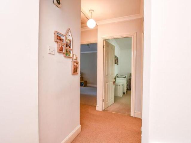 2 bedroom flat for sale in Ashtree Court, Granville Road, St. Albans, AL1