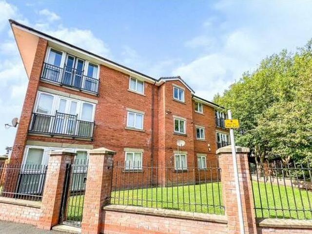 2 bedroom flat for sale in Ashley Court Greengate Lane Prestwich M25