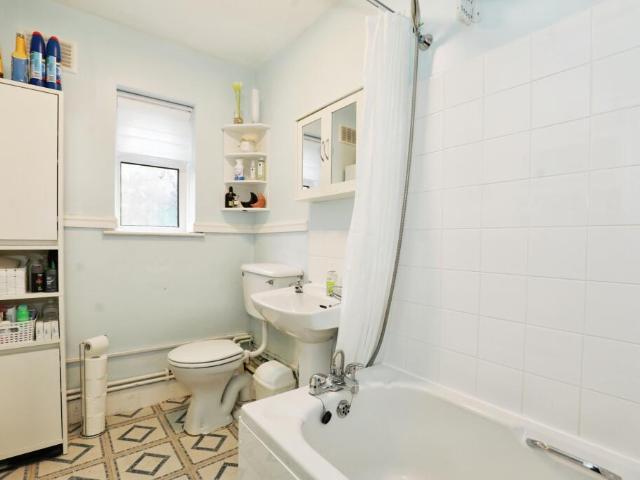 2 bedroom flat for sale in Ashman Street, Smallthorne, Stoke on trent, ST6