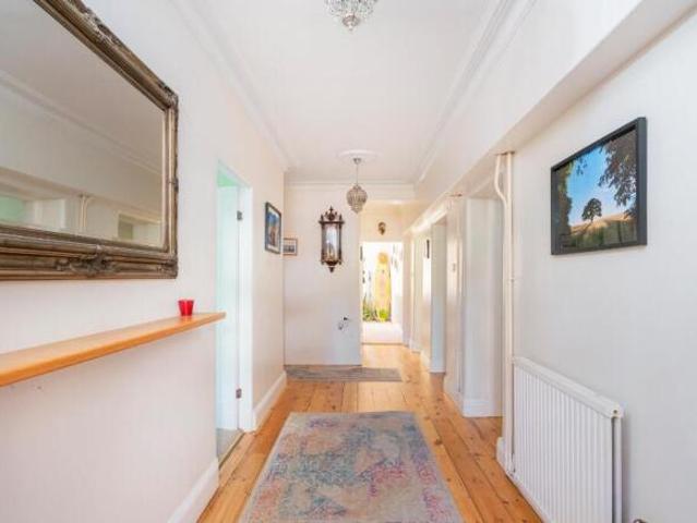 2 bedroom flat for sale in Apsley Road, Clifton, BS8