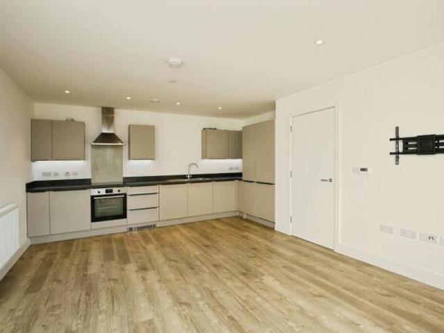 2 bedroom flat for sale in Armstrong Road, Littlemore, Oxford, OX4