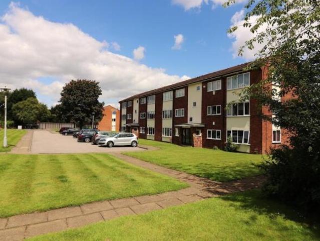 2 bedroom flat for sale in Arosa Drive, Harborne, Birmingham, B17