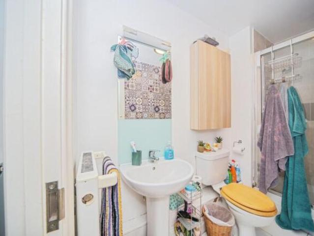 2 bedroom flat for sale in Archers Road, Banister Park, Southampton, Hampshire, SO15