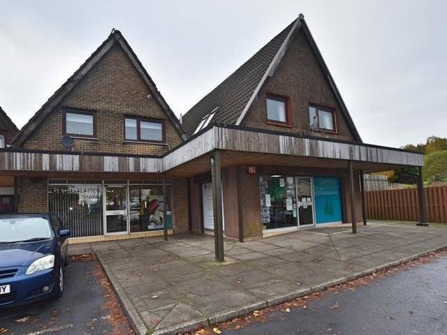 2 bedroom flat for sale in Ardgowan Road Wemyss Bay PA18