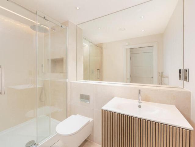 2 bedroom flat for sale in Argyle House, Bath, BA2