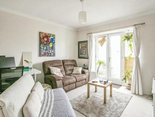 2 bedroom flat for sale in Argyll Road, Bournemouth, Dorset, BH5