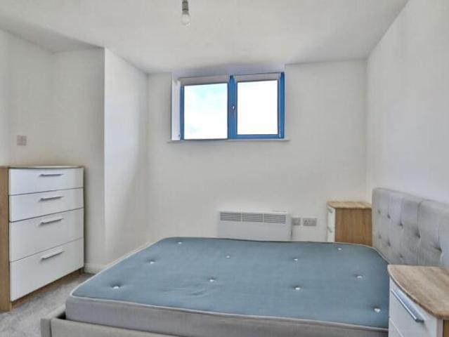 2 bedroom flat for sale in Artist Street, LEEDS, West Yorkshire, LS12