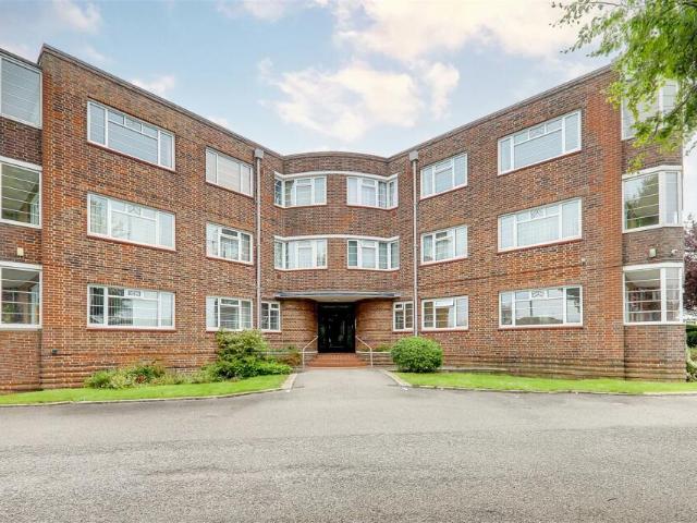 2 bedroom flat for sale in Arundel Court, Lansdowne Road, Worthing, BN11